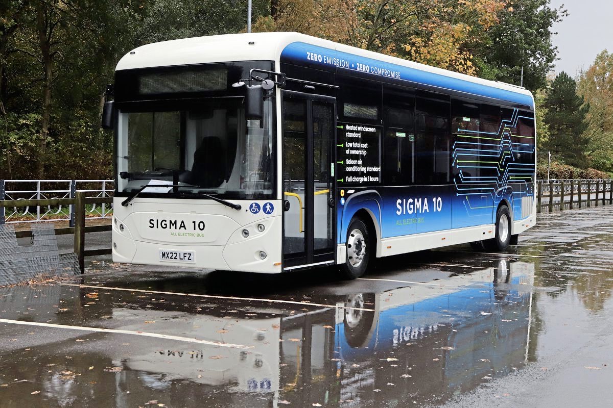 First Manchester Trials Fully Electric Bus | First Bus